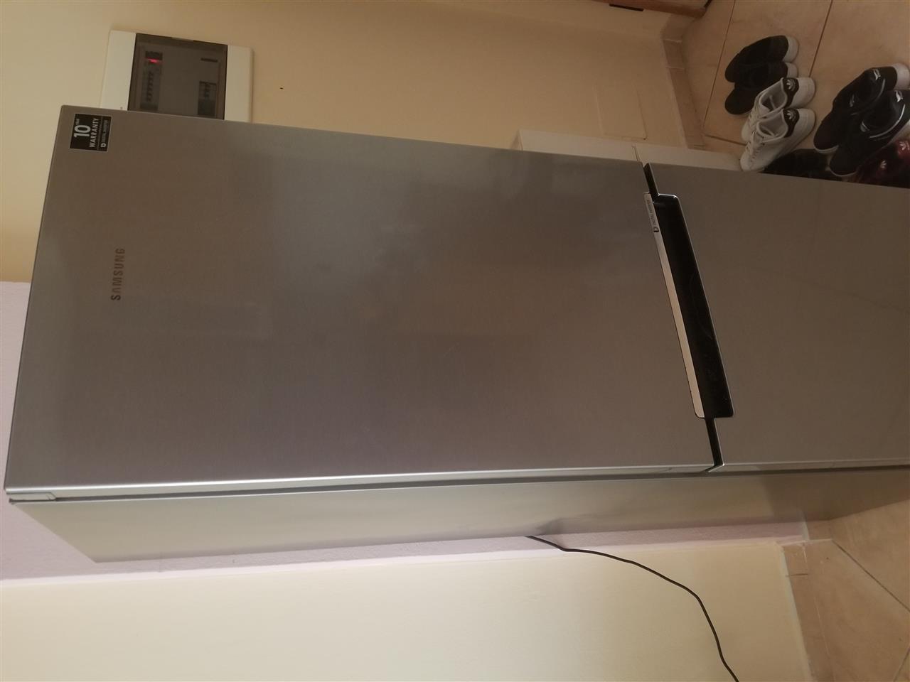 Shitet frigorifer samsung 300 mij leke | Vlorë Shitet frigorifer samsung 300 mij leke | Vlorë